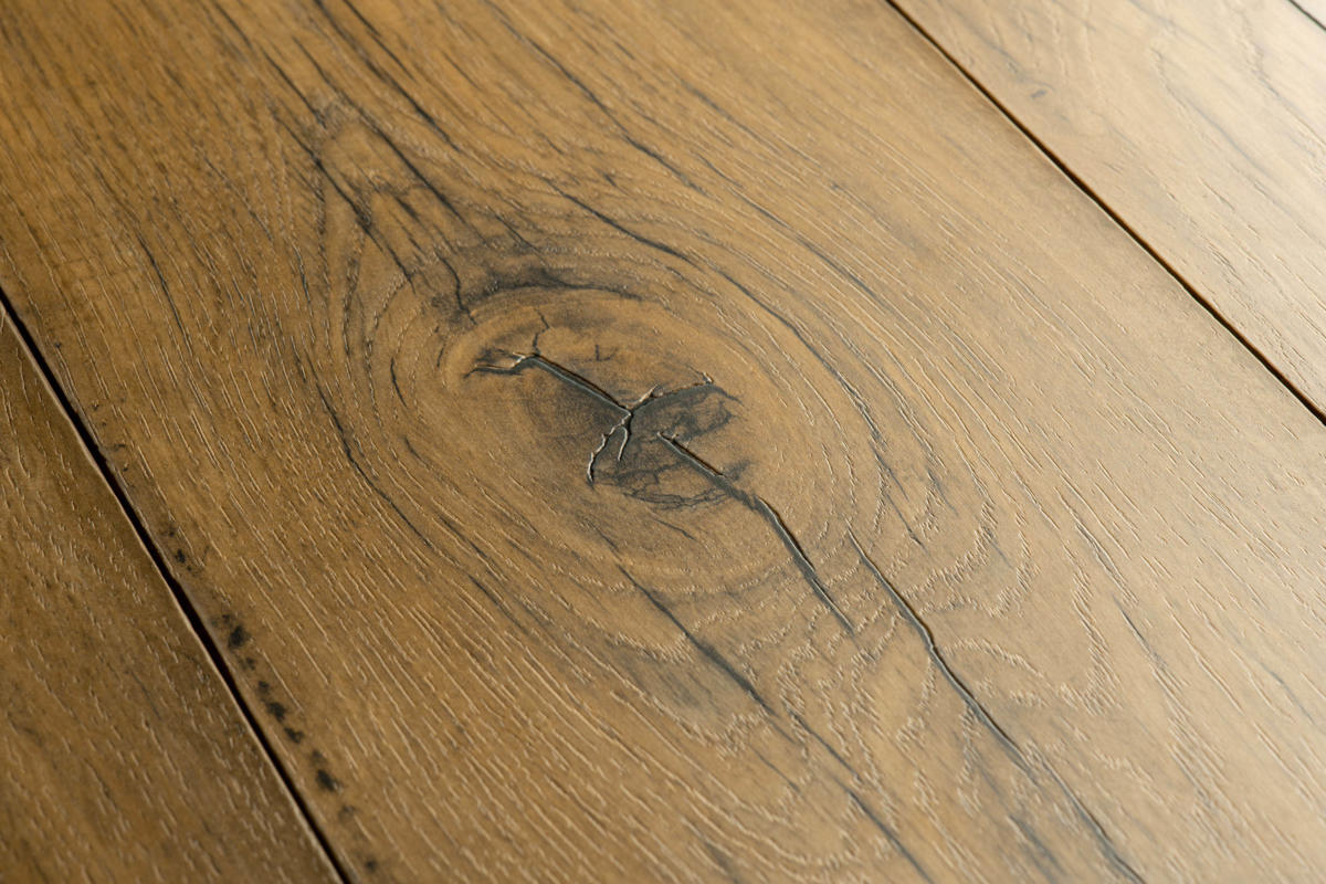 Quick-Step Perspective Nature Cracked Oak Natural - Floorscape